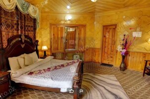 Quarto casal ou duplo standard | Ferros/tábuas de passar roupa, Wi-Fi de cortesia, roupa de cama