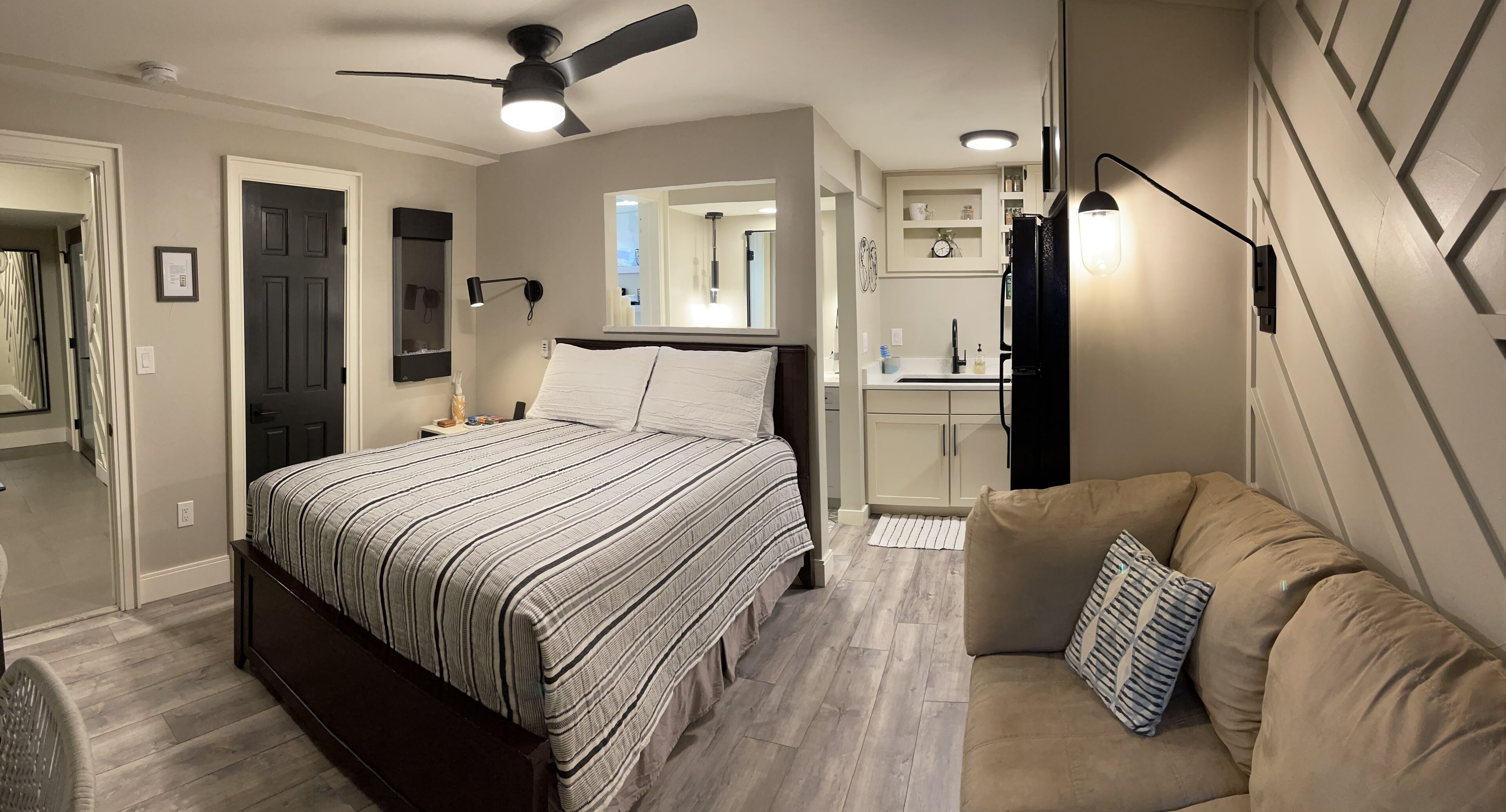 Modern Basement Studio With Private Entrance - Highlands Ranch, CO