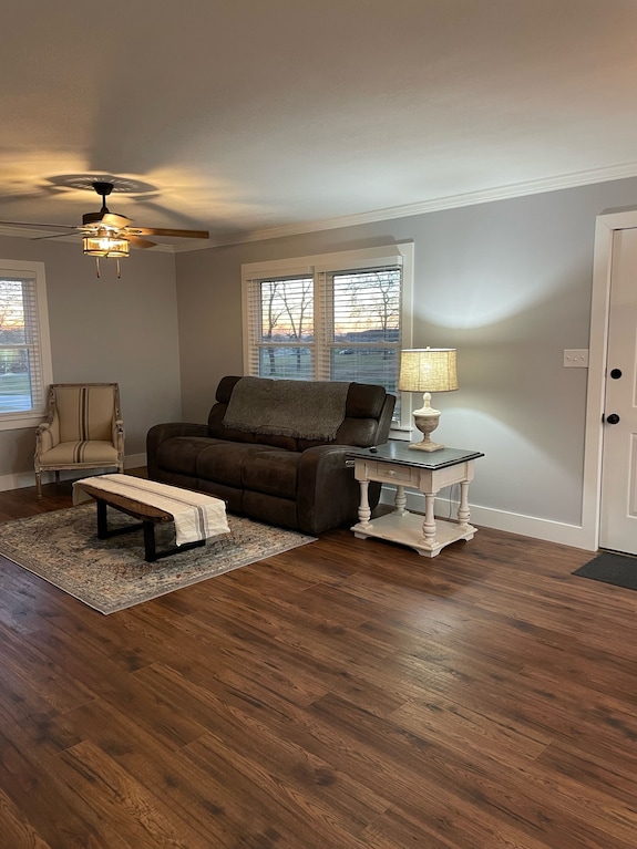 Newly Remodeled Beautiful Home With Perfect Location For Travelers! - Saint Joseph, MO