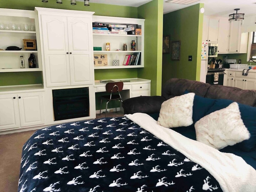Raised, Fully Stocked Woodland Cottage@fall Creek Falls!new Hot Tub!no Pet Fee! - Fall Creek Falls, Pikeville