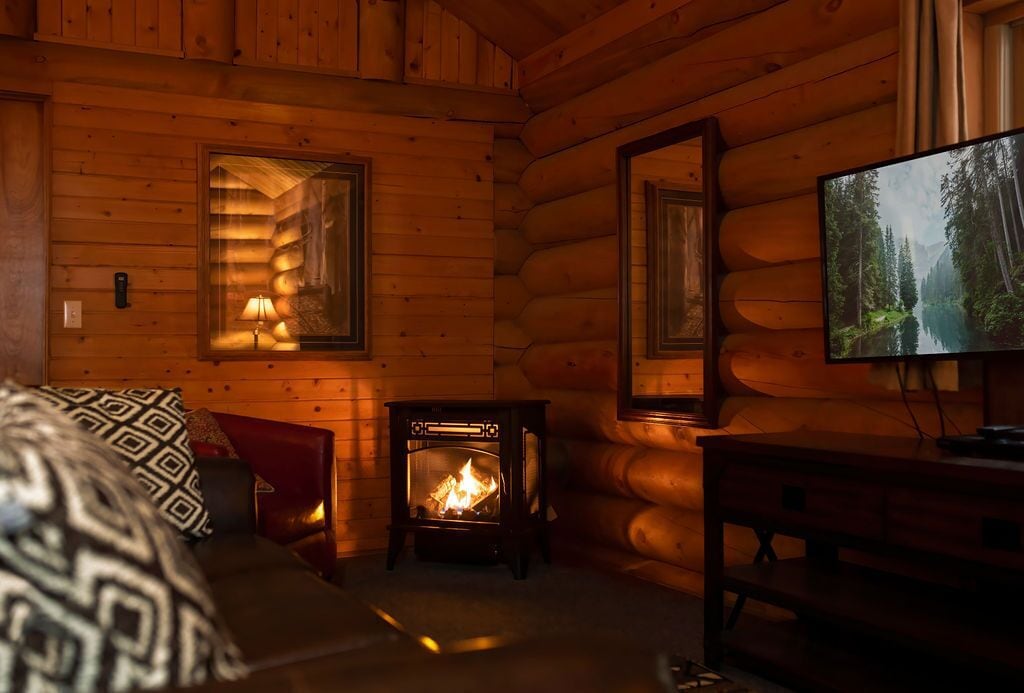 Lochsa Lodge Resort Reviews, Deals & Photos 2024 - Expedia