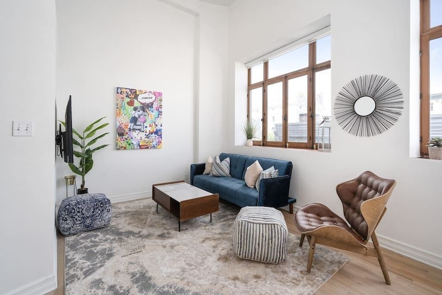 Luxury 2 Floor Apt Heart Of Old Mtl | St Paul St | - Montreal