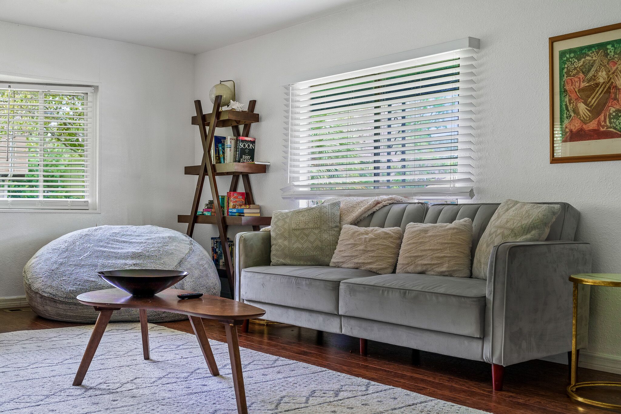 Waterfront Front Row Seats To Natures Best Show - Buccaneer Bay, Spring Hill