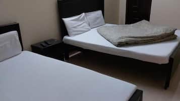 Quarto Triplo Standard | Wi-fi grátis, roupa de cama fornecida