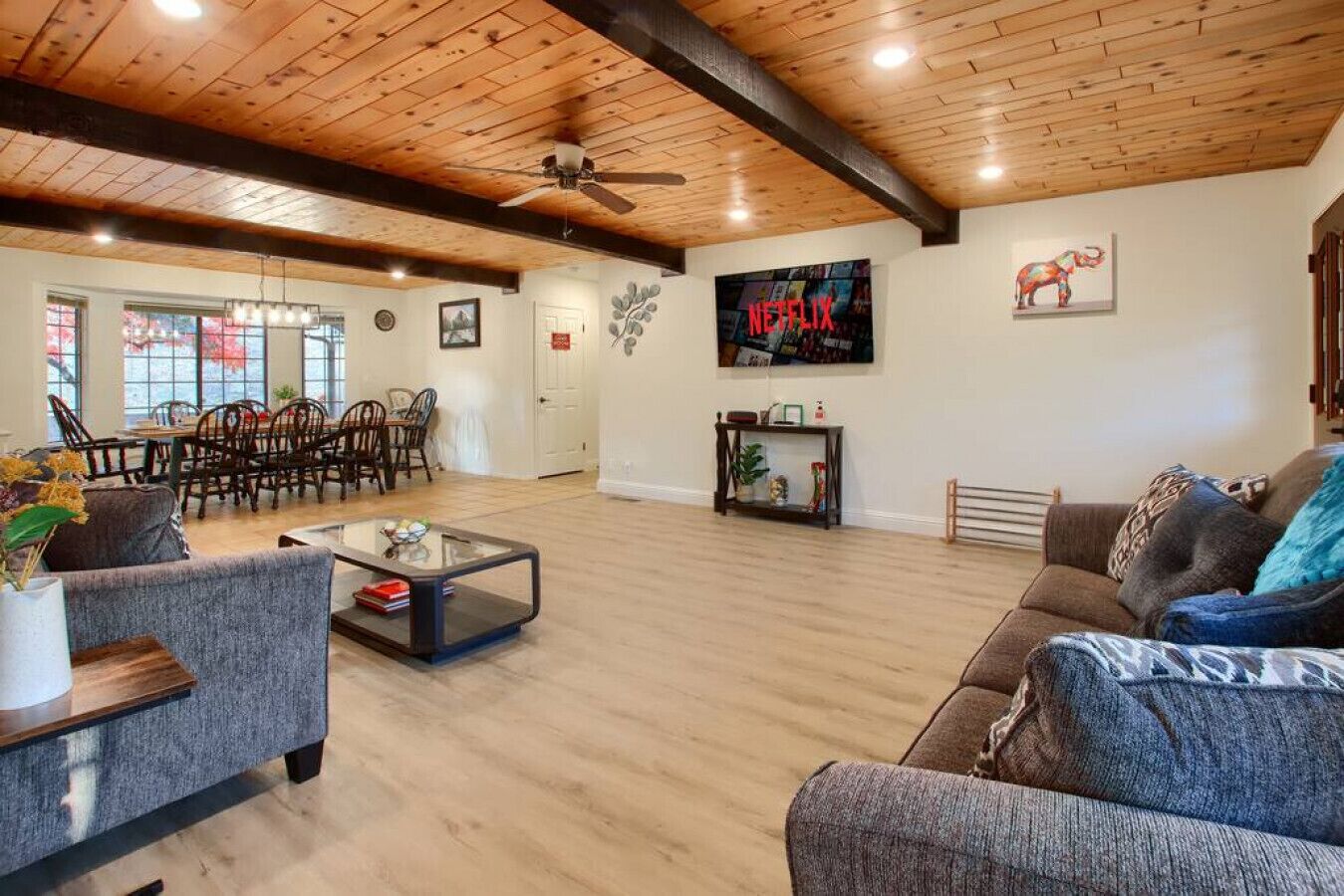 Hot Tub, Views, Privacy, Game Room, Just 5 Min From Downtown! - Oakhurst, CA