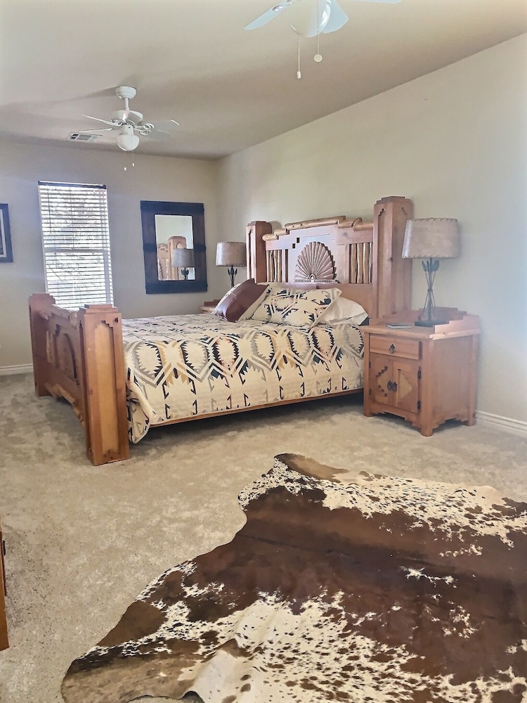 Farmhouse Victorian Perfect Cloudcroft Location! - Cloudcroft, NM