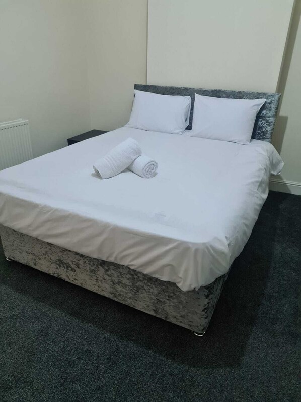 Casa | 2 quartos, ferro/tábua de engomar, Wi-fi grátis 