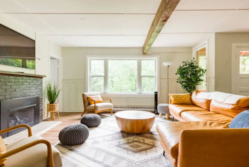 Cozy 4br Retreat, Fire-pit, Hot-tub, Hiking- Seasonal Heated/saltwater Pool - Phoenicia, NY