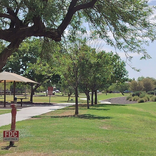 Charming Southwestern Home - Maricopa, AZ