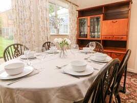 Casa de Campo | Cozinha privada | Um frigorífico, um micro-ondas, uma chaleira elétrica, uma torradeira 