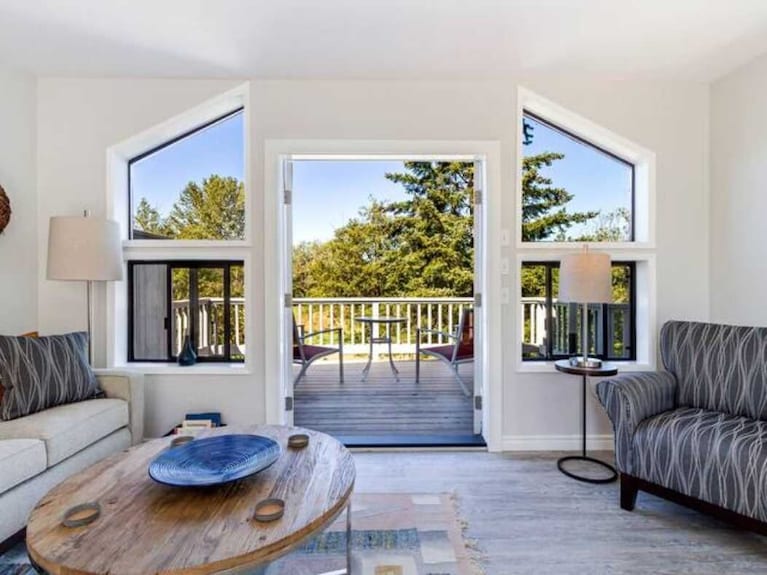 Cottage On Bison Pond-tranquility & Beauty Abounds - San Juan Islands, WA