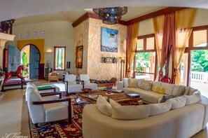 6 quartos, internet de alta velocidade