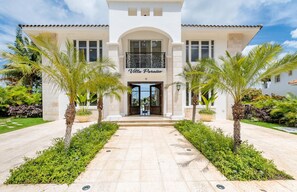 8 quartos, internet de alta velocidade 