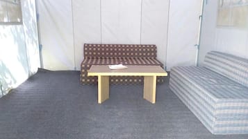 Área de estar no saguão