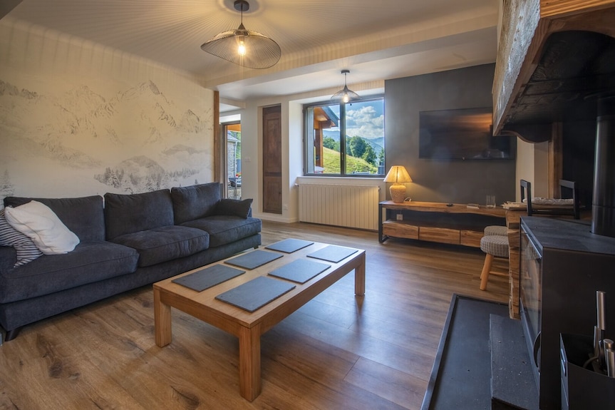 Gîtes De Caractère, 4étoiles, At The Crossroads Of The 2 Aure And Louron Valleys. - 庇裡牛斯山