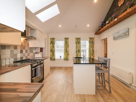 Casa de campo | Cozinha privada | Geladeira, chaleira elétrica, torradeira