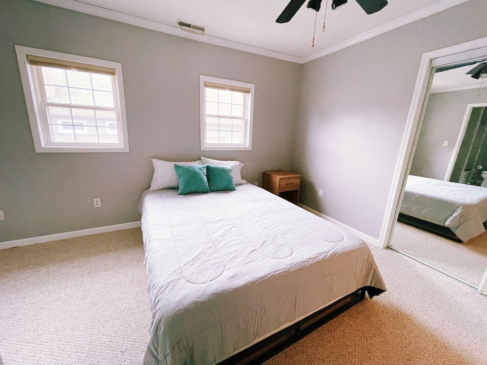Nest On Vestry- Huge Modern Unbeatable Proximity - Cleveland, OH
