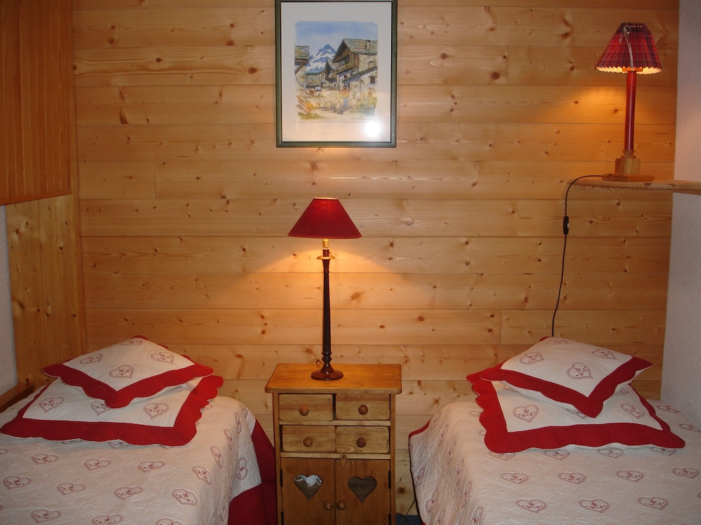 Apartment With Direct Access To The Ski Slope, Facing South And East. - Méribel