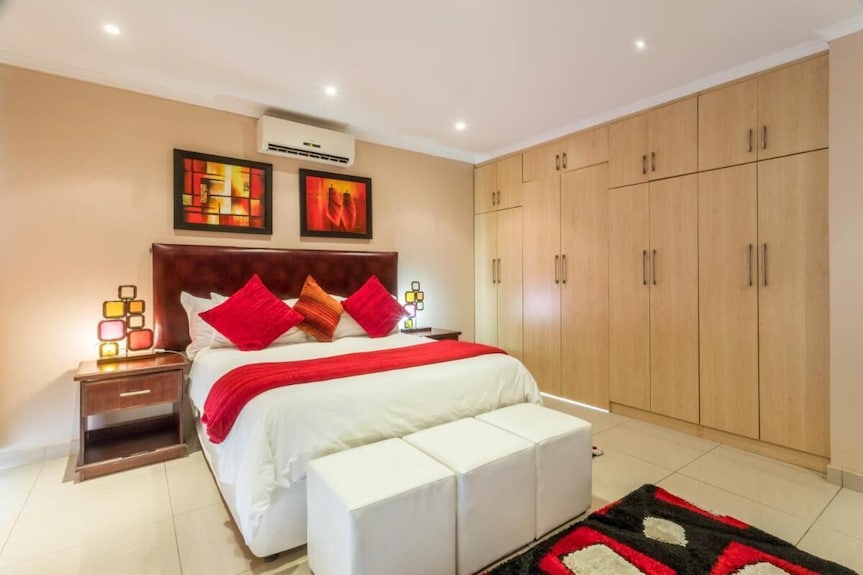 Luxury Executive Double Room For 2 Guests With Ensuite Bathroom, In Ballito - Dolphin Coast