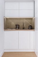 Estúdio Superior | Cozinha privada | Um micro-ondas (a pedido), uma placa de cozinha, uma torradeira 
