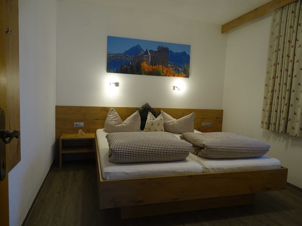 Stables - Alpenfrieden - Nauders