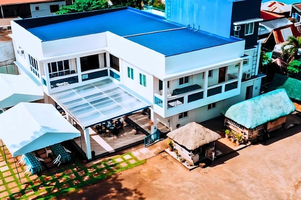 Hip Nautic Beach Resort By Cocotel - Lian