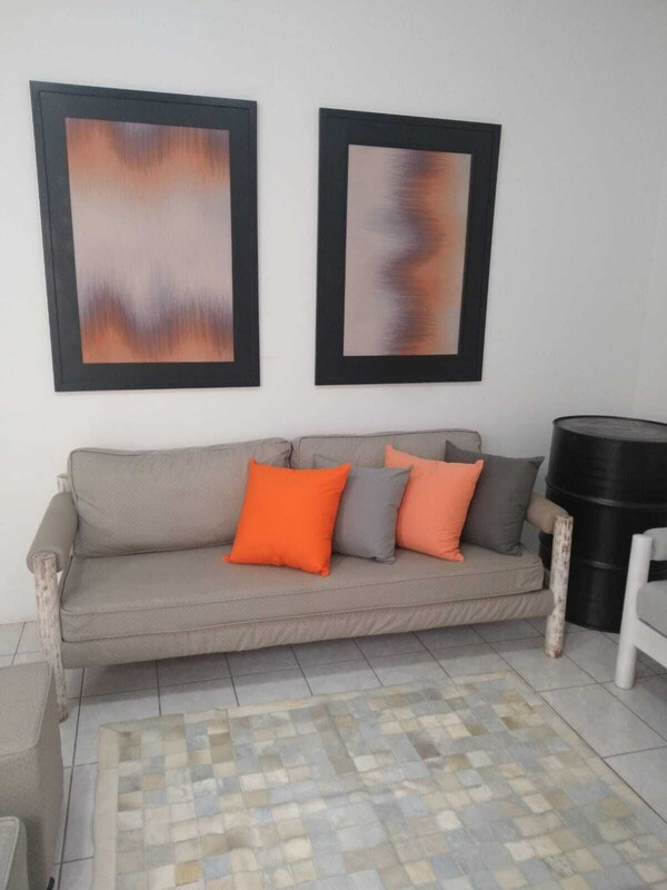 House For Companies (Up To 12 Employees)great Location - Porto Alegre