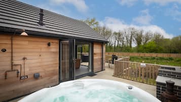 Casa de Campo de Luxo, acessível, banheira de hidromassagem grande | Exterior