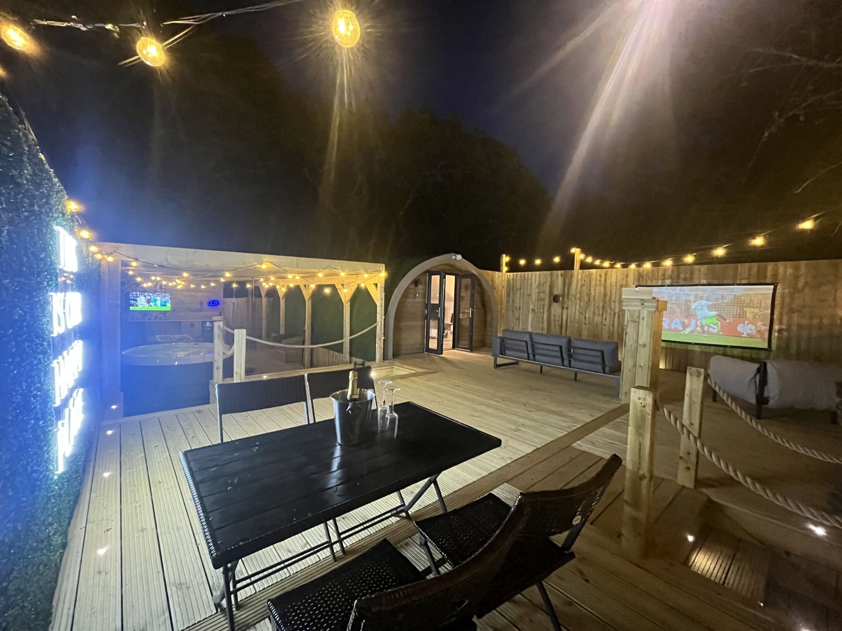 Bungalow, casa de banho privativa ((Max 2 Adults, 2 Child)) | Exterior