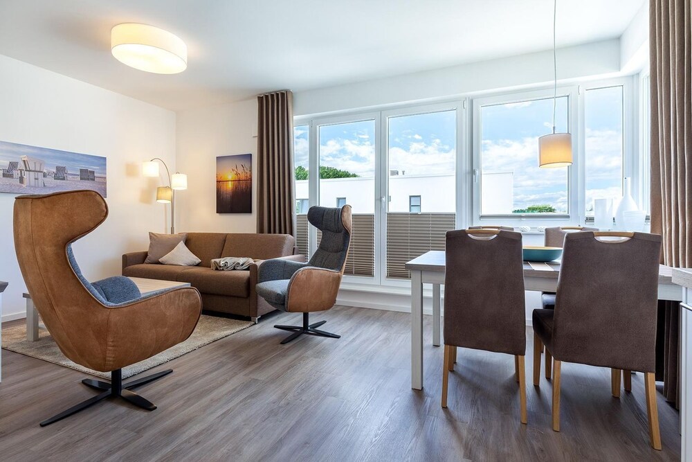 Exklusives Ferienapartment Mit Sonniger Dachterrasse Und Nur 200 M Zum Strand - - Boltenhagen