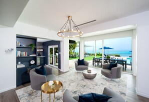 Vila, 6 quartos | Área de estar | TV de tela plana 40 polegadas com canais a cabo, TV