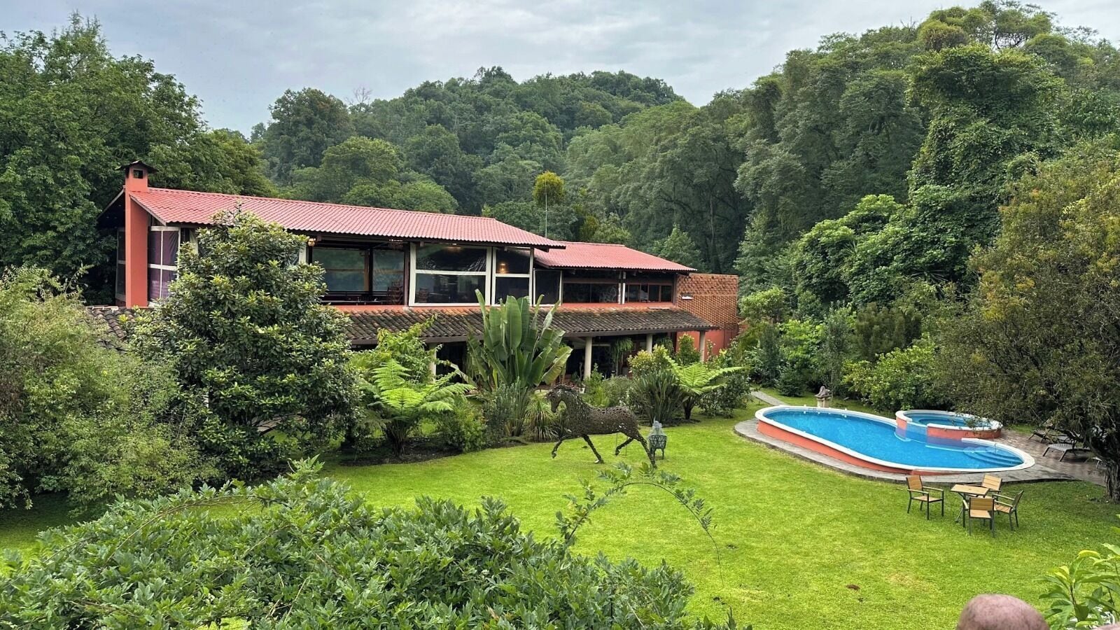 Fachada da propriedade