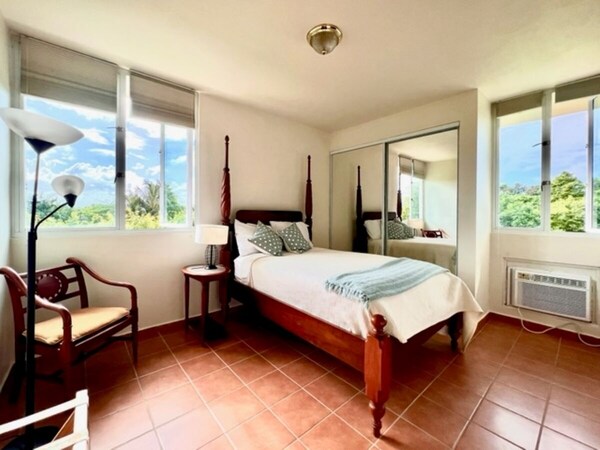 Villa Mango - Corner 3br Villa With Breezy Balcony With Mountain Views. - Dorado
