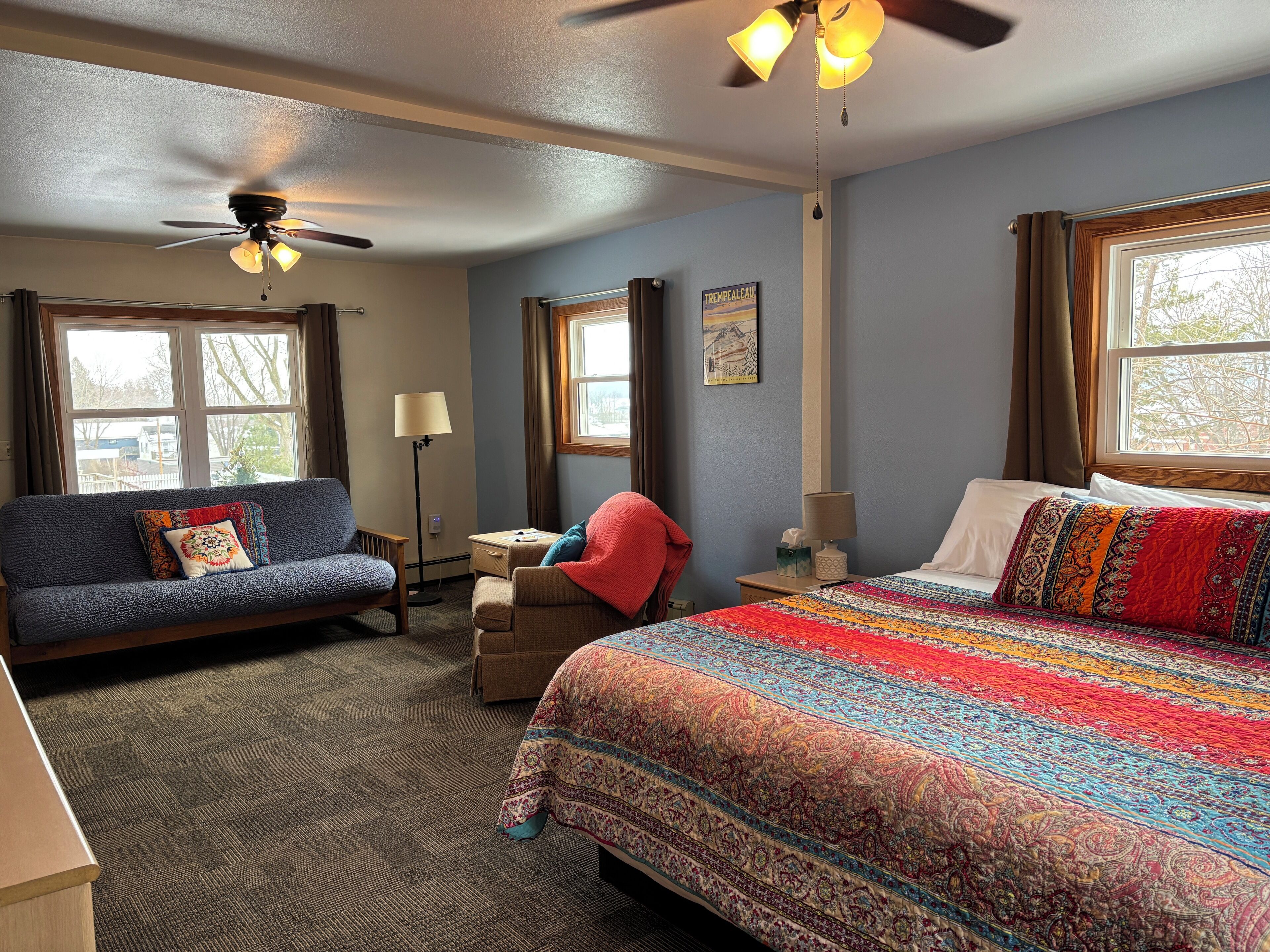 Quarto Tradicional, 1 cama king-size | Quartos insonorizados, ferro/tábua de engomar, Wi-fi grátis 