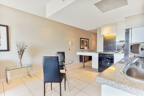 Apartamento, 1 quarto, fumadores, varanda | Sala
