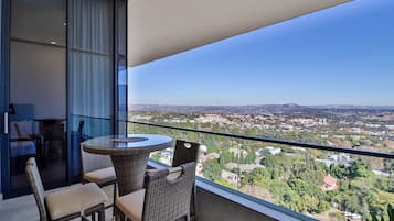 Apartamento Cidade, 2 quartos, vista para a montanha | Terraço/pátio interior