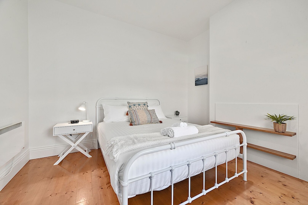 Character Cottage On Cbd Fringe - Launceston