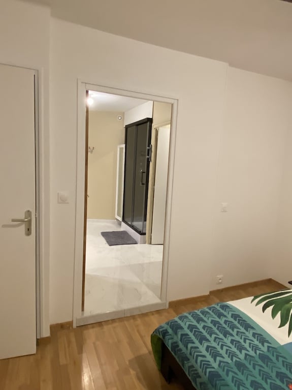 4 Bedroom Private Vacation Home In Saint-bris-le-vineux - Auxerre