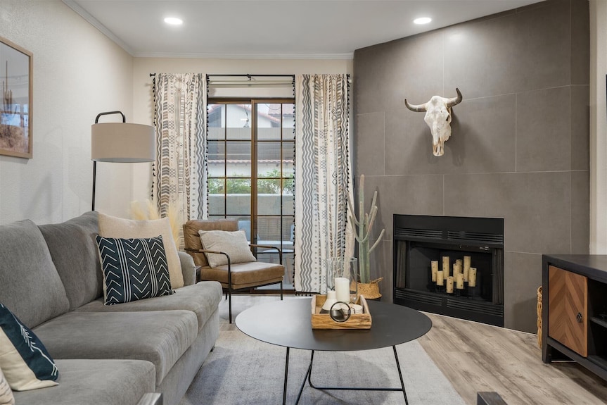 Sonoran Style 2br/2ba W. Free Parking & Pool - Scottsdale, AZ