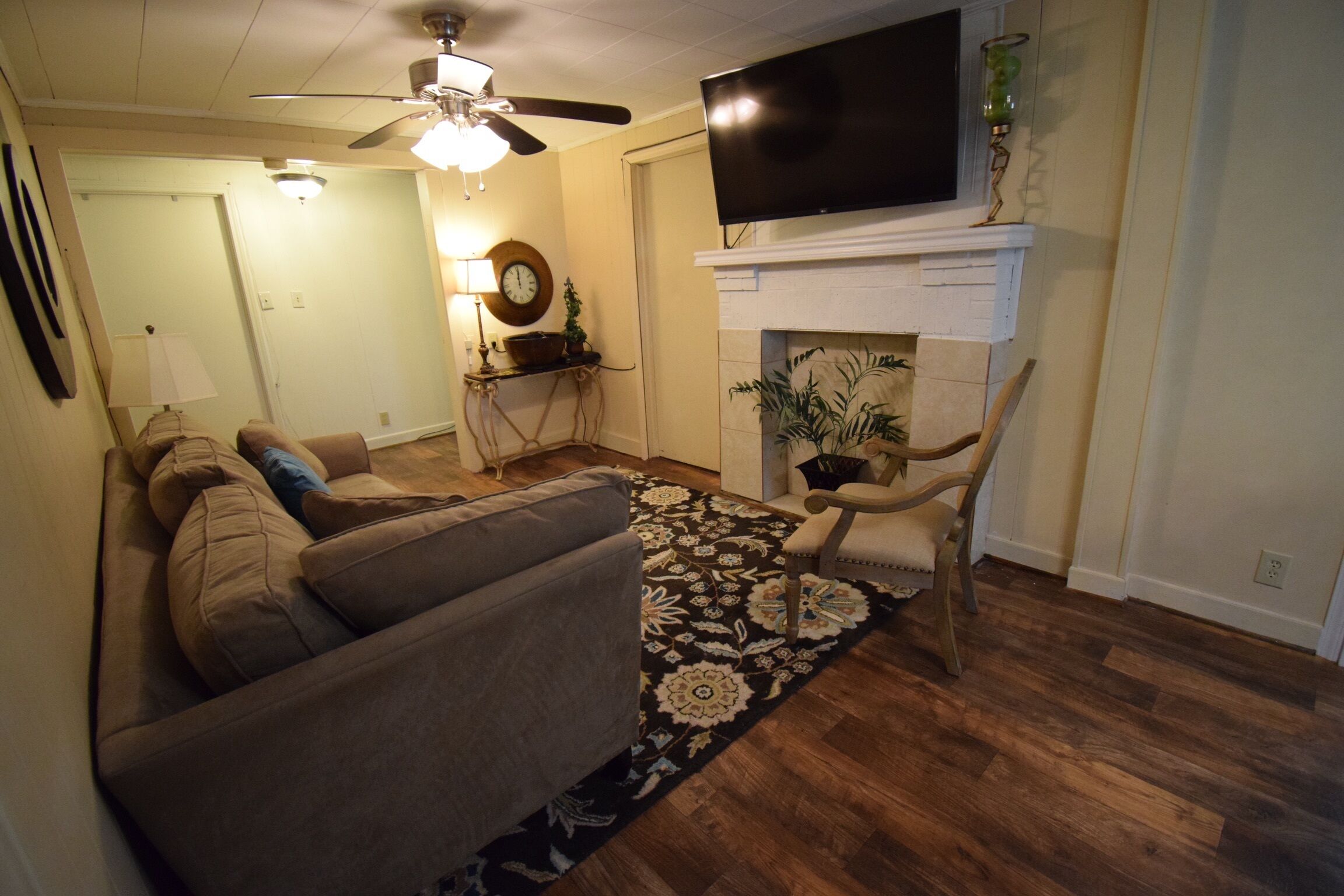 Serenity House: 4 Or 5 Bedrooms, Large Patio, Parking For Work Vehicles. - Greenwood, SC