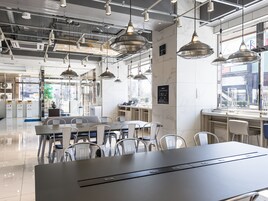 Pequeno-almoço tipo buffet diário incluído 