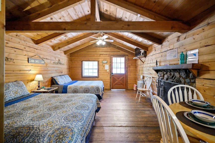 Wisteria Way Cabin | Cozy Studio Retreat Near - 브로큰 바우