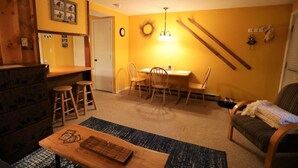 Apartamento em Condomínio Fechado (Windsor Hill F59, Waterville Valley, ) | Exterior