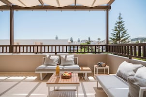Junior Suite with Terrace | Terraço/pátio