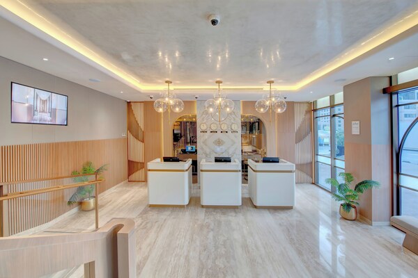 Regency Luxury Suites - Dubai Marina
