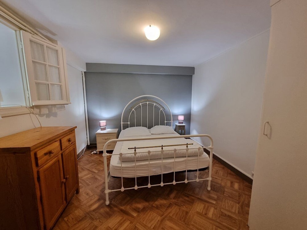 Town Center, Lake And Central Beach Of Hossegor Less Than 500 M Away, T1 Bis Ground Floor With Shared Garden - Soorts-Hossegor