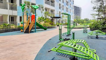 Área de recreio para crianças (ao ar livre)