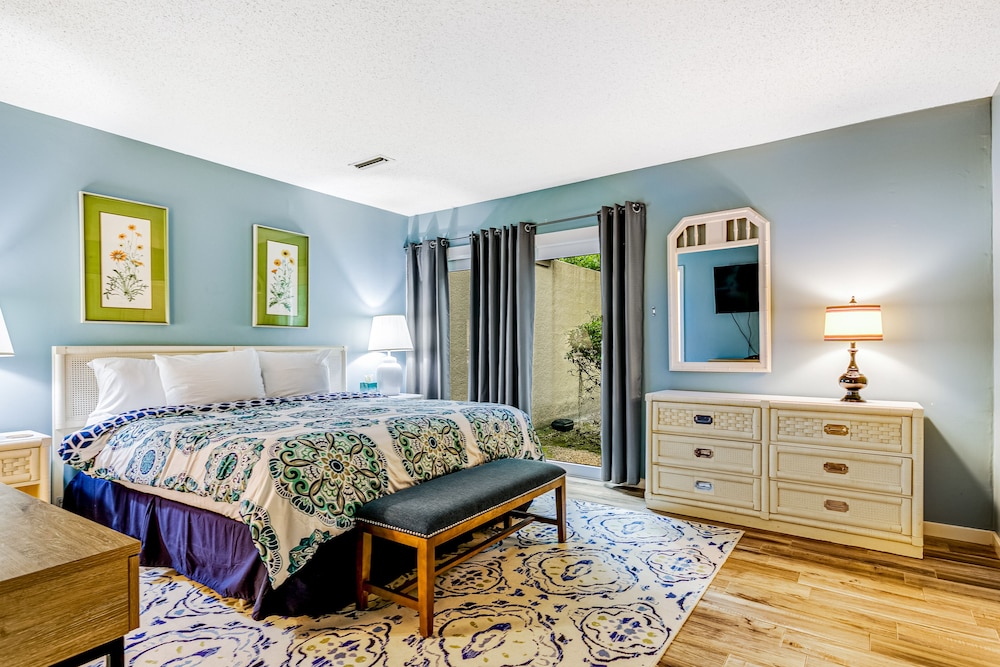 Wooded Sanctuary On Golf Course | Private Lanai | Access To 2 Pools - Amelia Island, FL