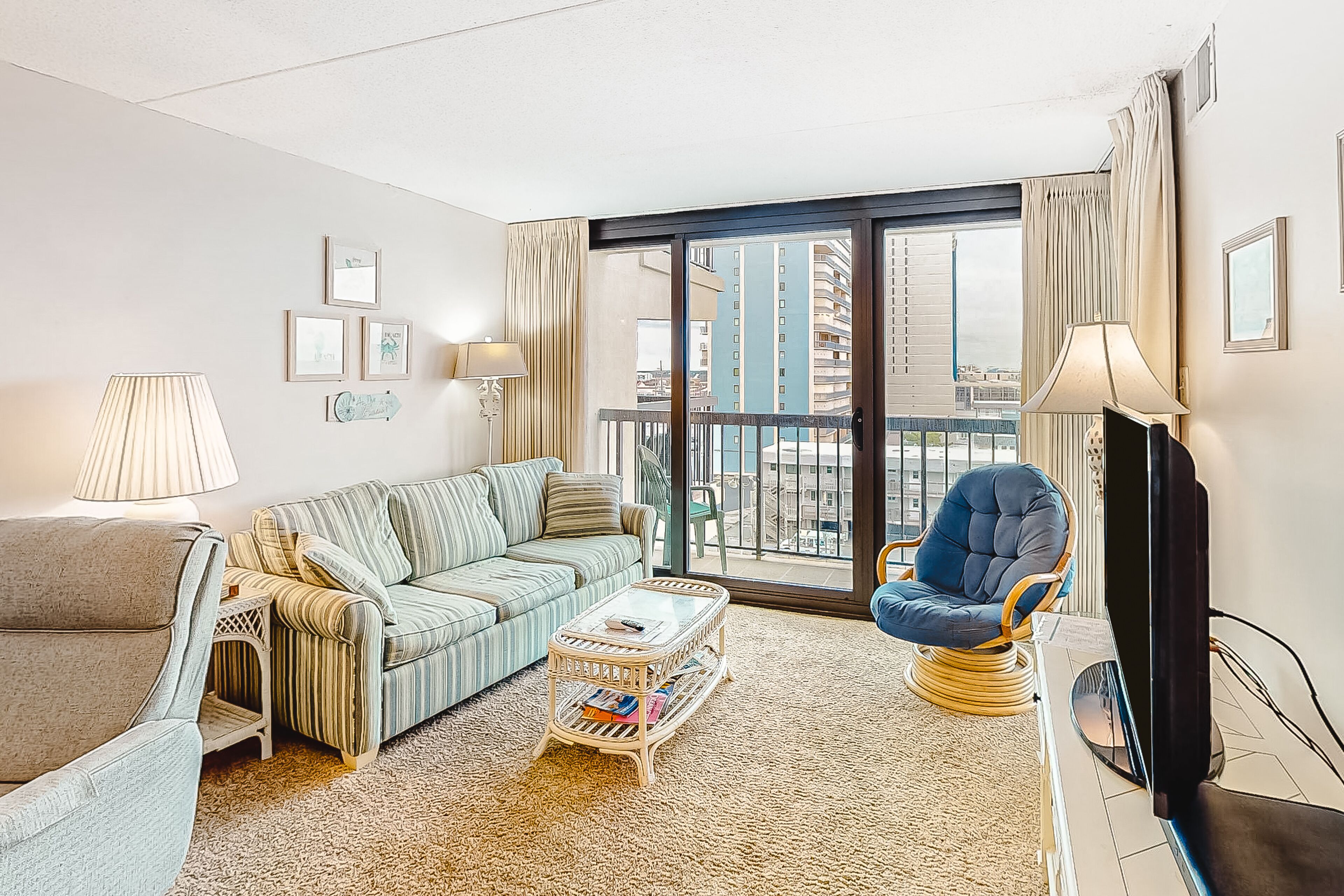 Bright, Ocean-view Condo With Balcony, Pools, Tennis, Saunas & Gym - Ocean City, MD