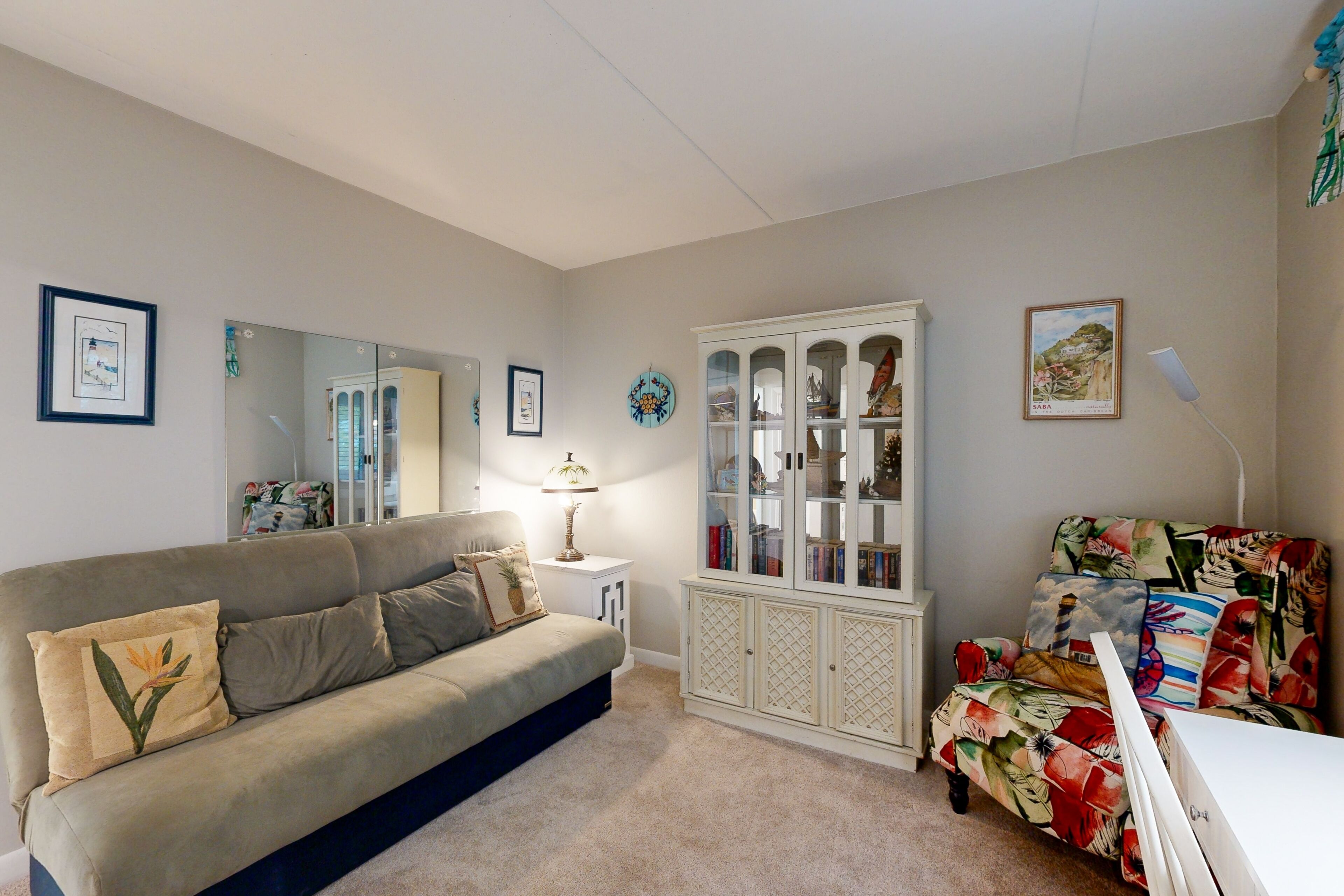 Unbeatable Inviting Condo With Sunny Balcony, Sauna, Pools & Gym - Ocean City, MD